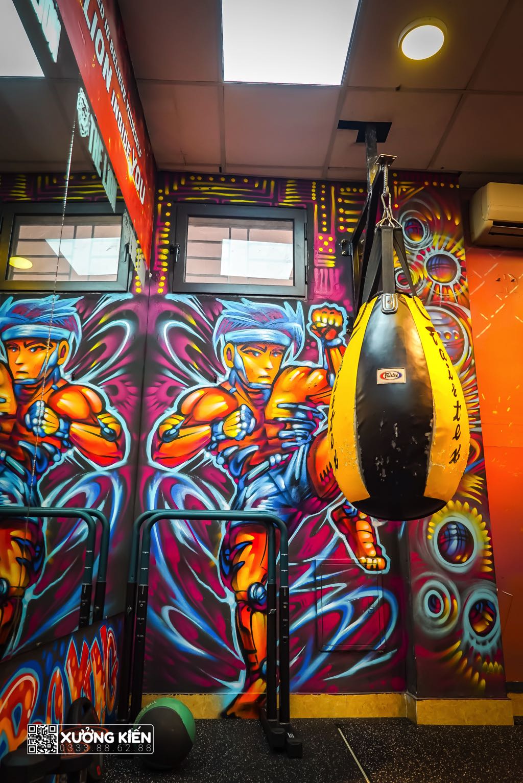 10 mẫu trang trí phòng tập gym đẹp bằng graffiti - Xưởng Kiến